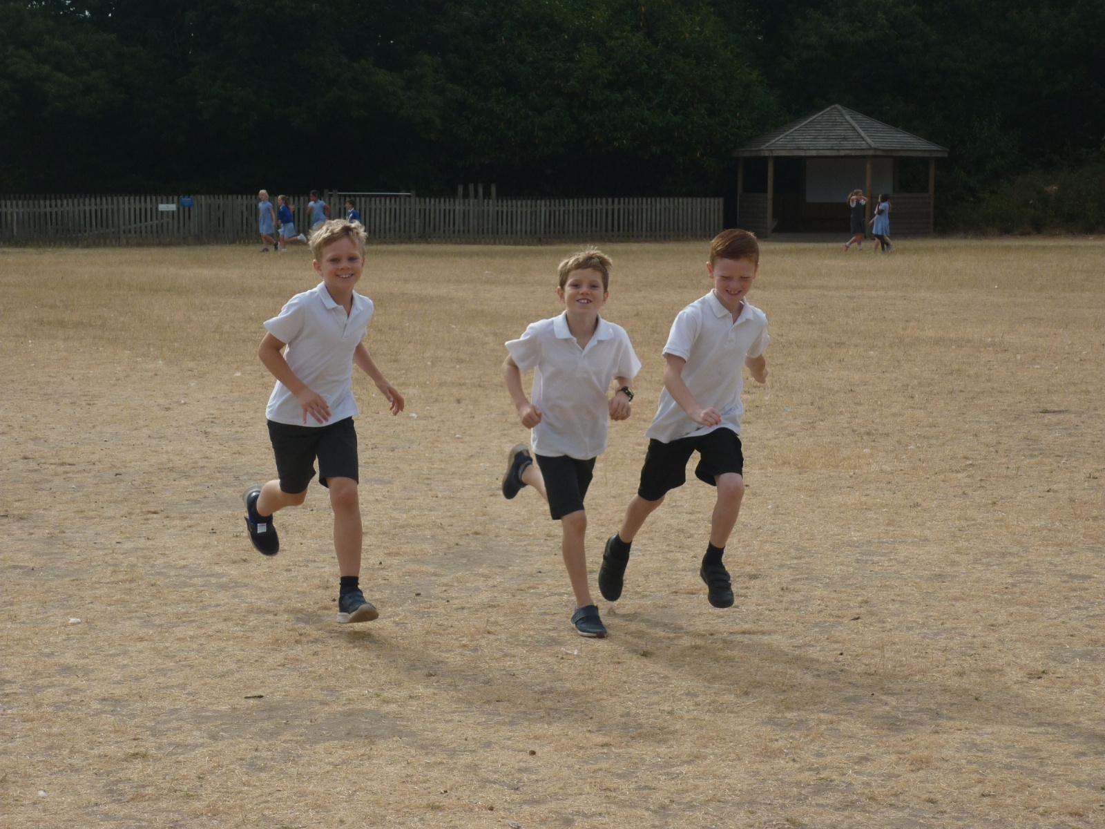 South Lake Primary School - Year 4 Daily Mile